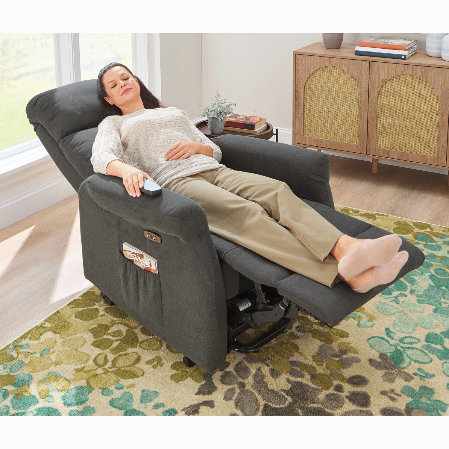 Lay-Flat Powered Lift Recliner | Ginny's