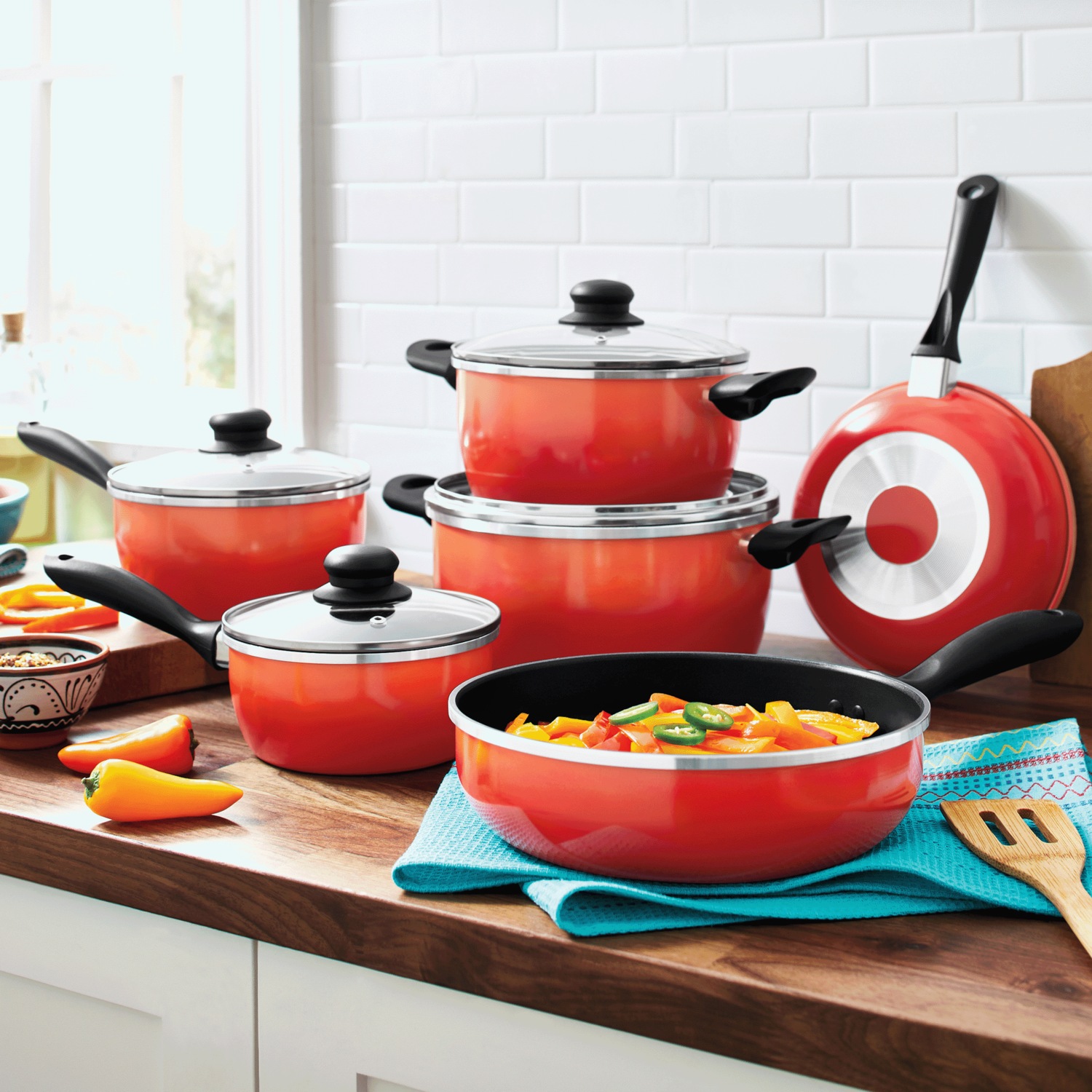 Gradient 10-Piece Aluminum Cookware Set | Ginny's