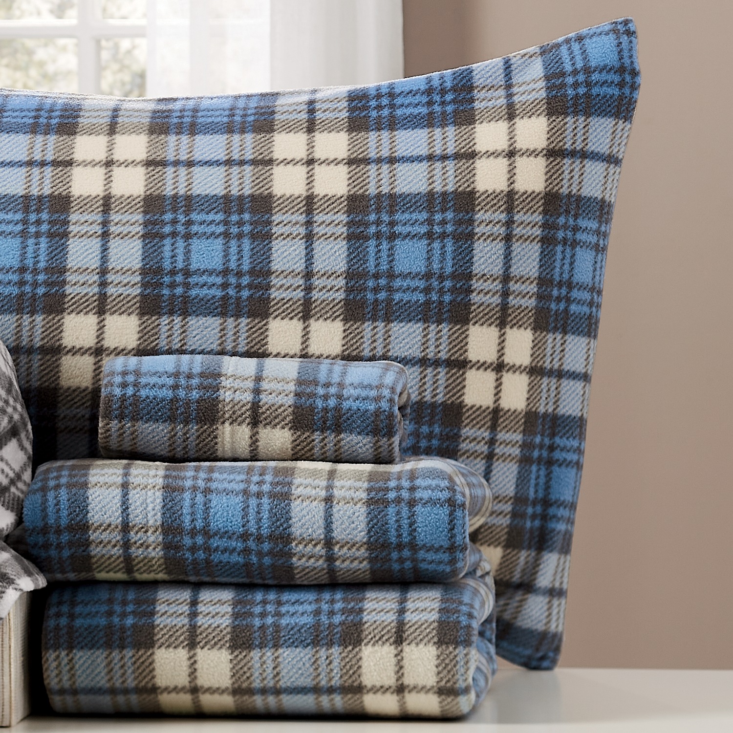 Plaid Microfleece Sheet Set | Ginny's