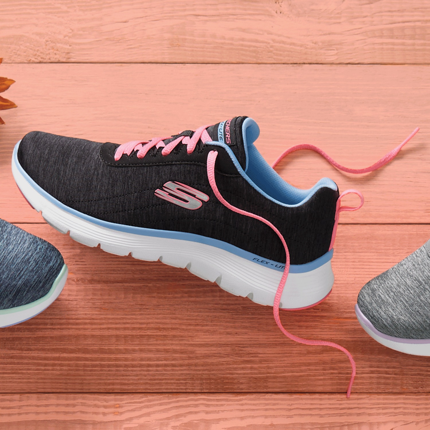 Skechers Women's Flex Appeal 5.0 Modern Times Lace-Up | Ginny's