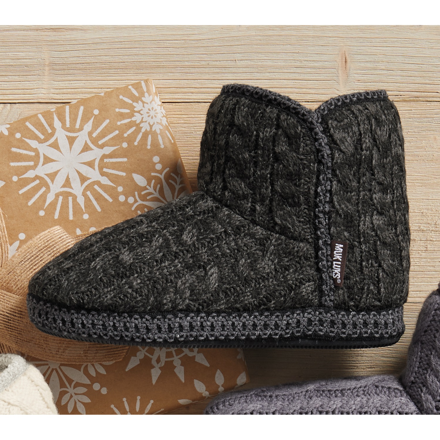 MUK LUKS Women's Leigh Slipper Bootie | Ginny's