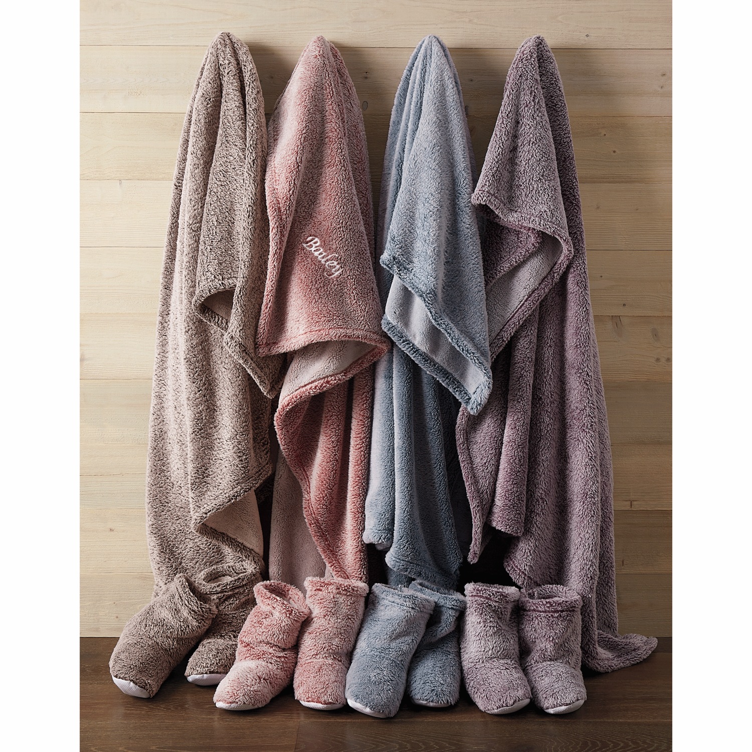 Ultraplush Throw Blanket and Bootie Slippers Gift Set | Ginny's